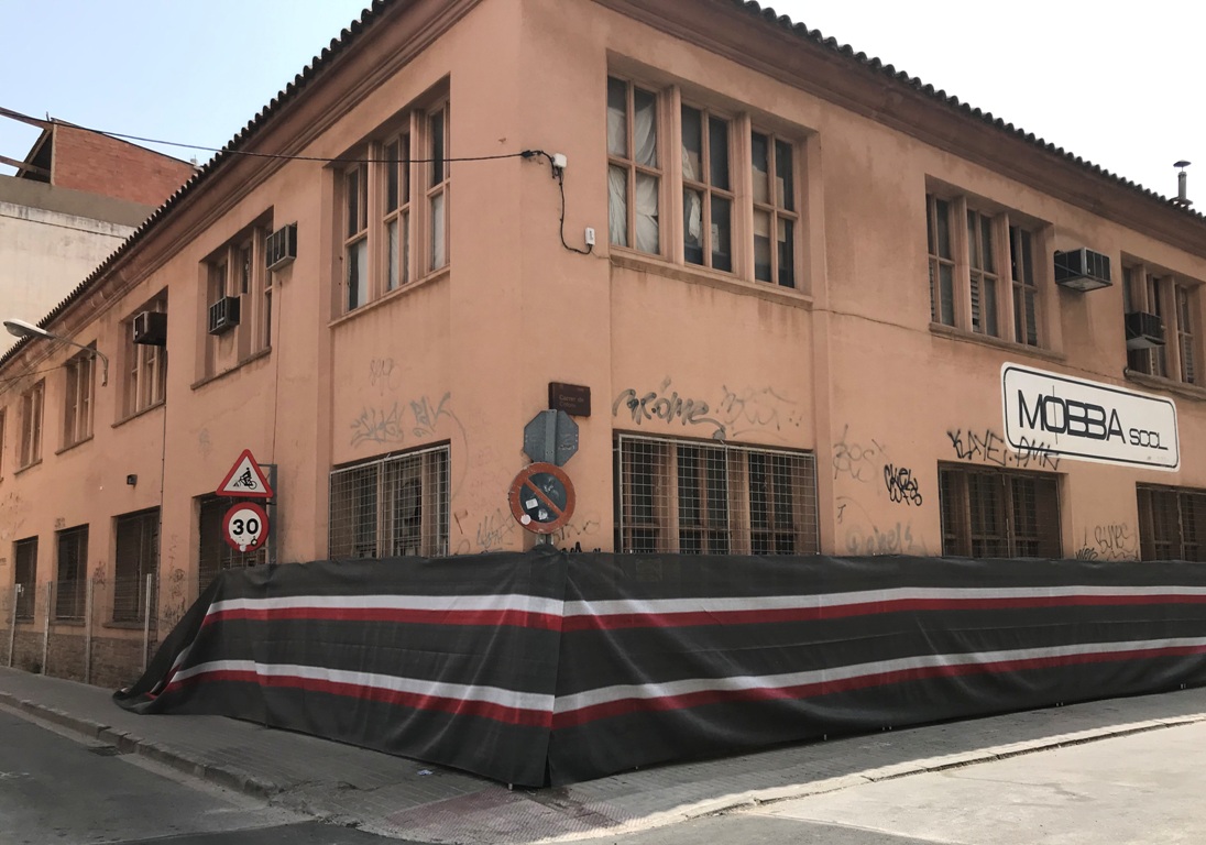 Comencen les tasques per l'enderroc de la Mobba | El Diari de Badalona Comencen les tasques per l'enderroc de la Mobba | El Diari de Badalona